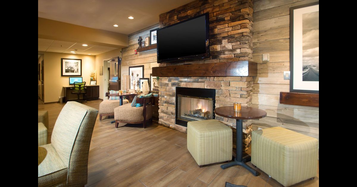 Hampton Inn Tiffin in Tiffin, the United States from $131: Deals ...