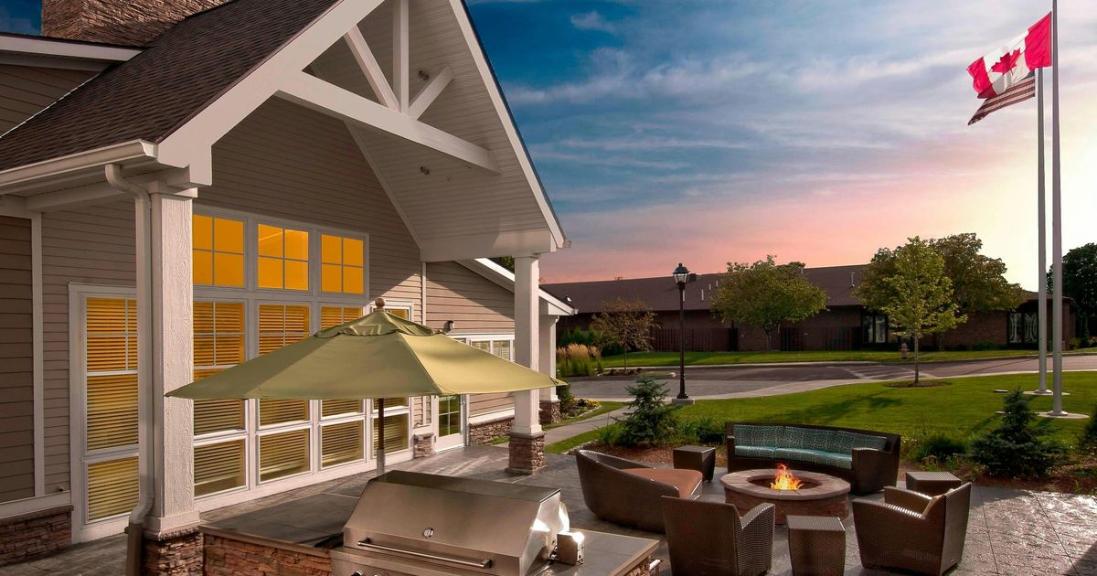 Residence Inn by Marriott Burlington Colchester £83. Colchester Hotel ...