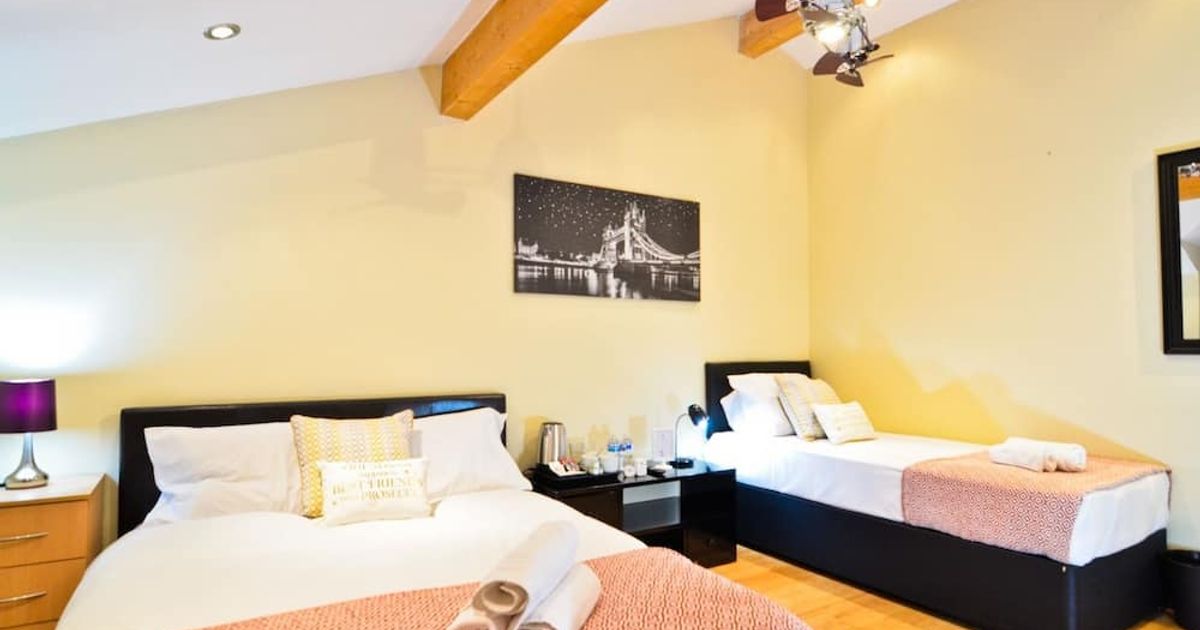 Thames View House Surrey Quays from $64. London Hotel Deals & Reviews ...