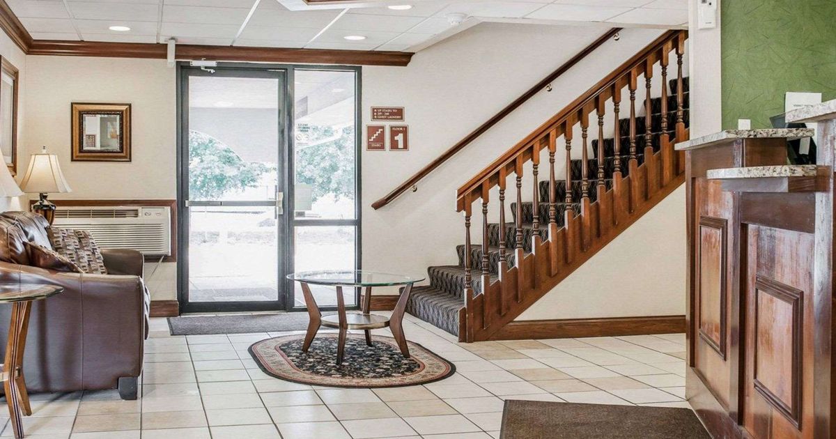Quality Inn South from $48. Indianapolis Hotel Deals & Reviews - KAYAK