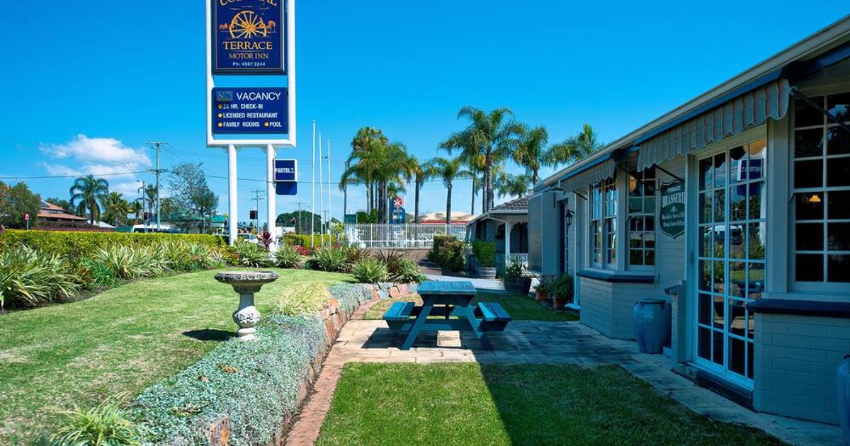 Colonial Terrace Motor Inn from $104. Raymond Terrace Hotel Deals ...
