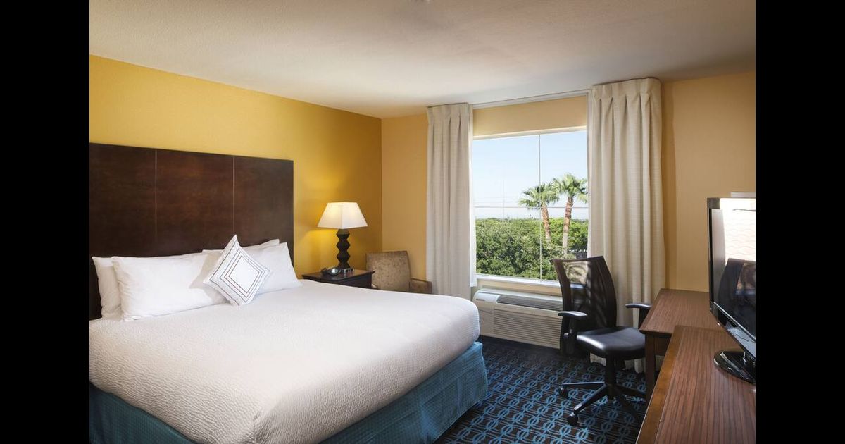 Fairfield Inn & Suites Houston Intercontinental Airport i Houston, USA ...