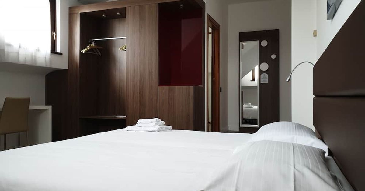 Albergo Delle Alpi £36. Belluno Hotel Deals & Reviews - KAYAK