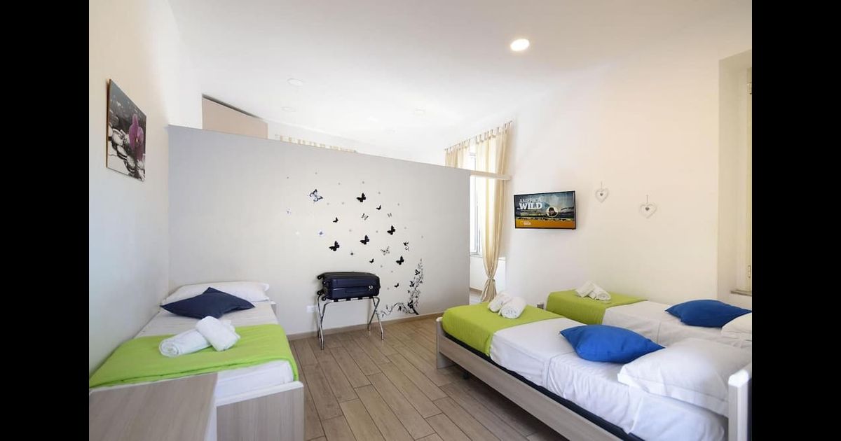 B&B Funikuli Funikula in Naples, Italy from $85: Deals, Reviews, Photos ...