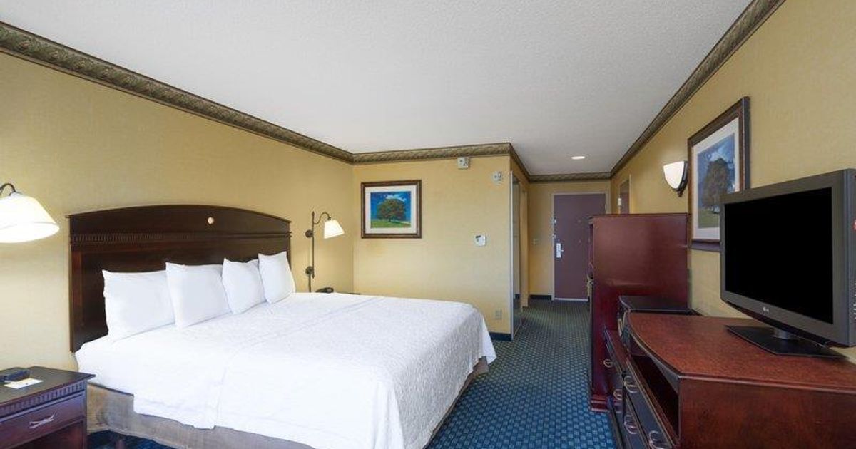 Hampton Inn Maysville from $102. Maysville Hotel Deals & Reviews - KAYAK