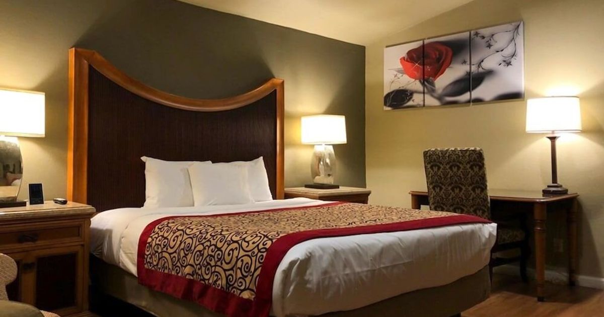 Flagstaff Motel from $55. Flagstaff Hotel Deals & Reviews - KAYAK
