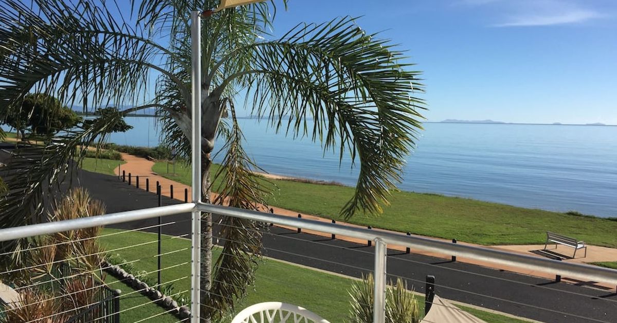 Cardwell Beachfront Motel from $97. Cardwell Hotel Deals & Reviews - KAYAK