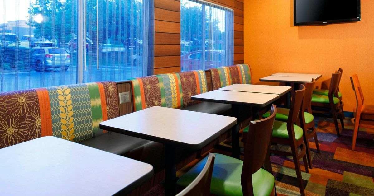 Fairfield Inn by Marriott Dothan from $93. Dothan Hotel Deals & Reviews ...