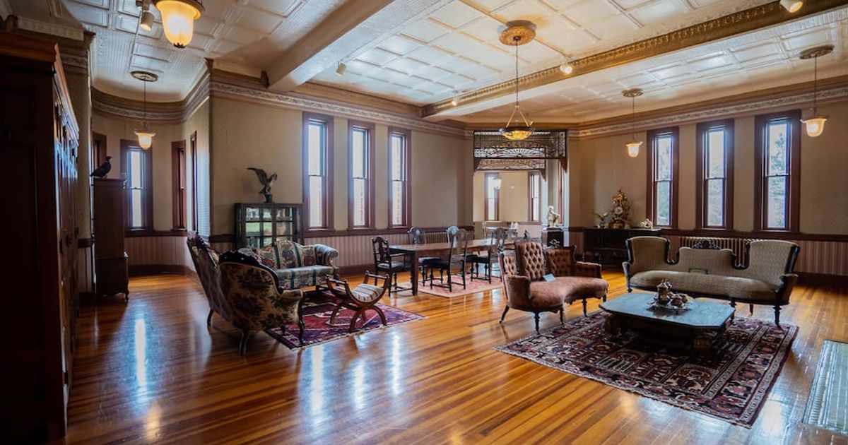 Amsterdam Castle, Amsterdam | HotelsCombined