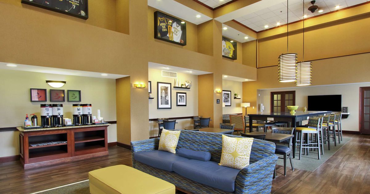 Hampton Inn & Suites Murray from $135. Murray Hotel Deals & Reviews - KAYAK