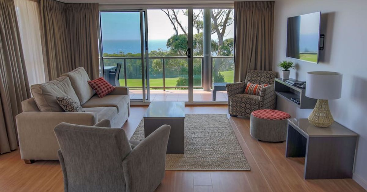 Amooran Oceanside Apartments and Motel from $119. Narooma Hotel Deals ...
