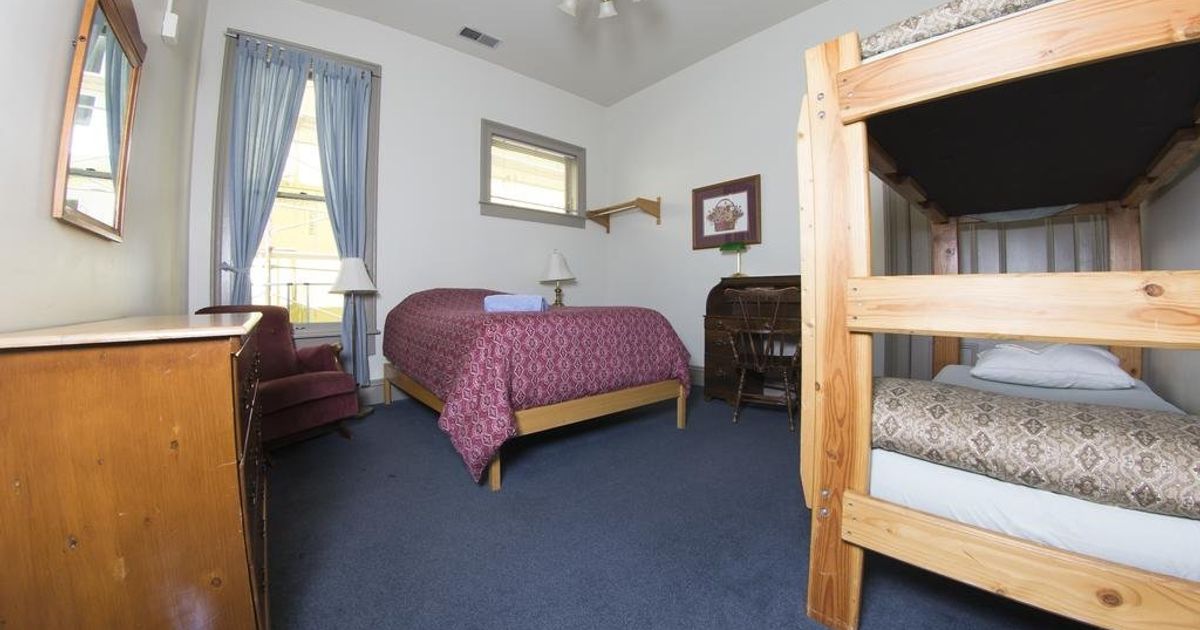 Northwest Portland Hostel from $41. Portland Hotel Deals & Reviews - KAYAK