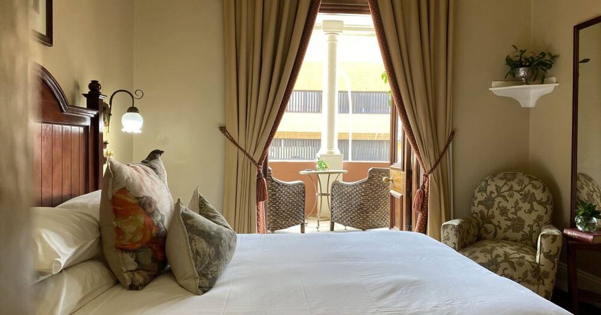 Kimberley Club Guesthouse £53. Kimberley Hotel Deals & Reviews - KAYAK
