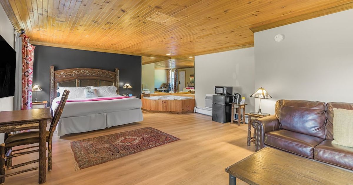 Great Pines from $117. Old Forge Hotel Deals & Reviews - KAYAK