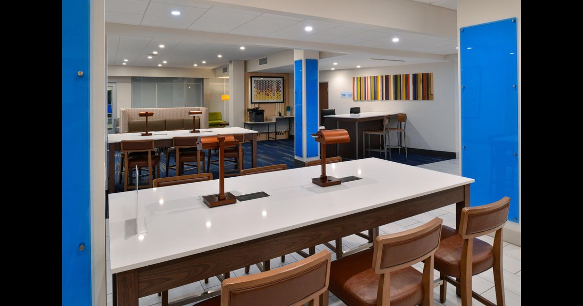 Holiday Inn Express Orlando - South Park By IHG in Orlando, the United ...