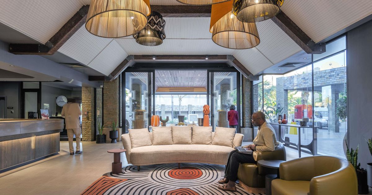Mercure Hotel Windhoek, Windhoek | HotelsCombined