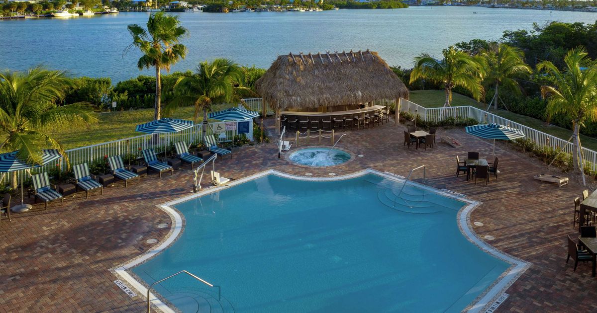 Hampton Inn Marathon - Florida Keys from $132. Marathon Hotel Deals ...
