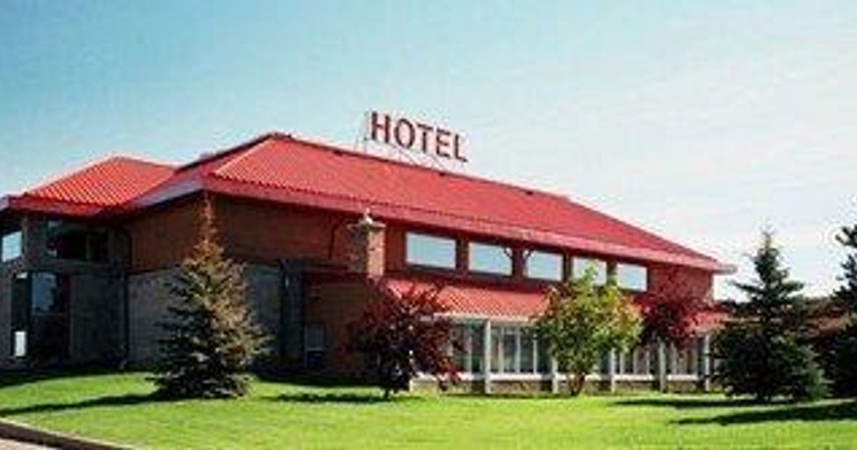 Slave Lake Inn & Conference Centre . Slave Lake Hotel Deals & Reviews ...