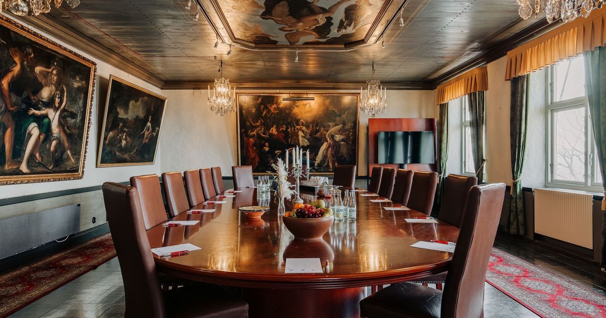 Hotel Gyllene Uttern from $100. Gränna Hotel Deals & Reviews - KAYAK