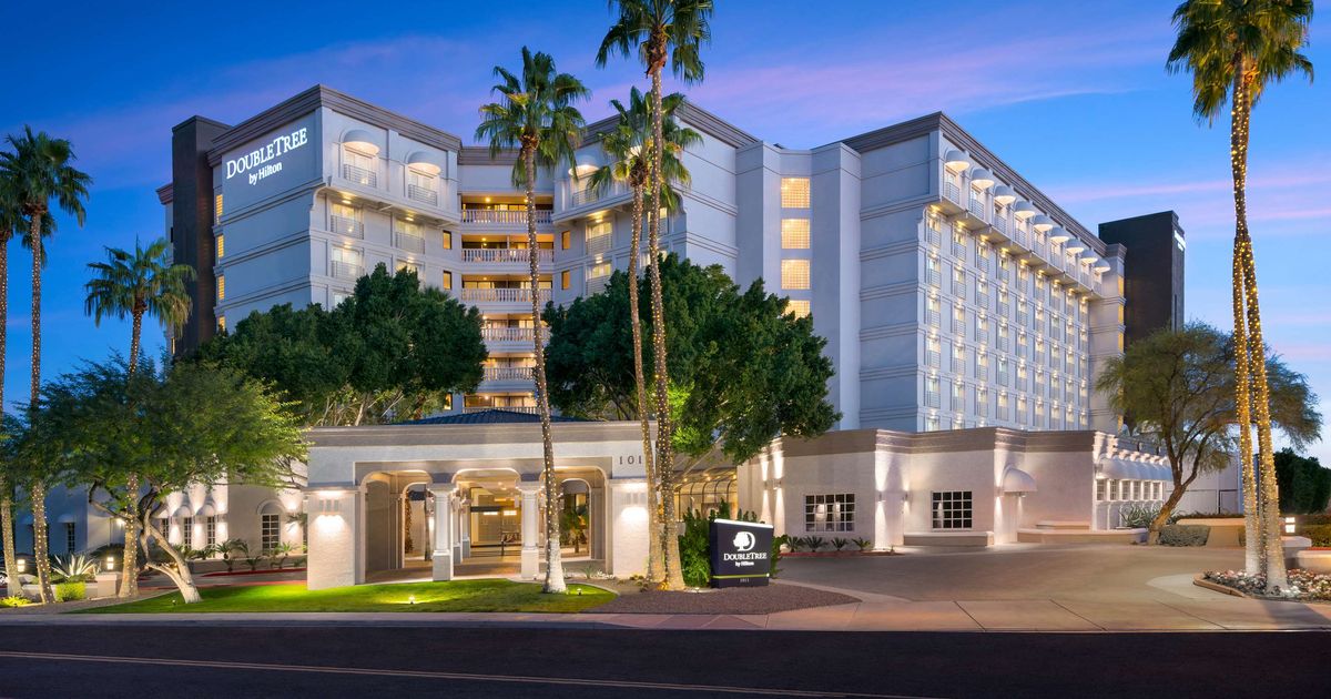 DoubleTree by Hilton Phoenix Mesa from $43. Mesa Hotel Deals & Reviews ...