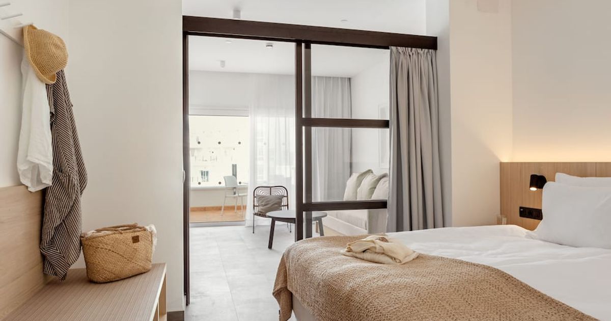 Sunwing Fañabe Beach from $143. Adeje Hotel Deals & Reviews - KAYAK