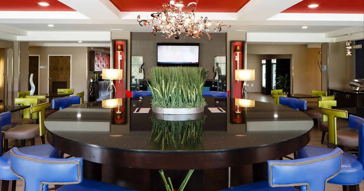 Holiday Inn Express & Suites El Reno By IHG £54. El Reno Hotel Deals ...