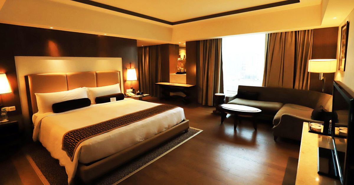 Crowne Plaza New Delhi Okhla ₹ 6,290. New Delhi Hotel Deals & Reviews ...