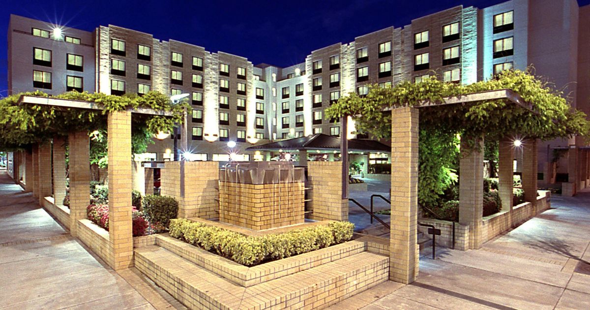 Courtyard by Marriott Portland Downtown/Convention Center from $117 ...
