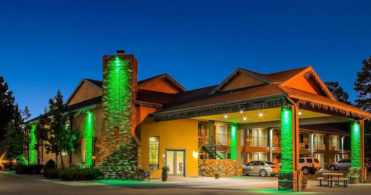 Quality Inn Pinetop Lakeside from $81. Pinetop-Lakeside Hotel Deals ...