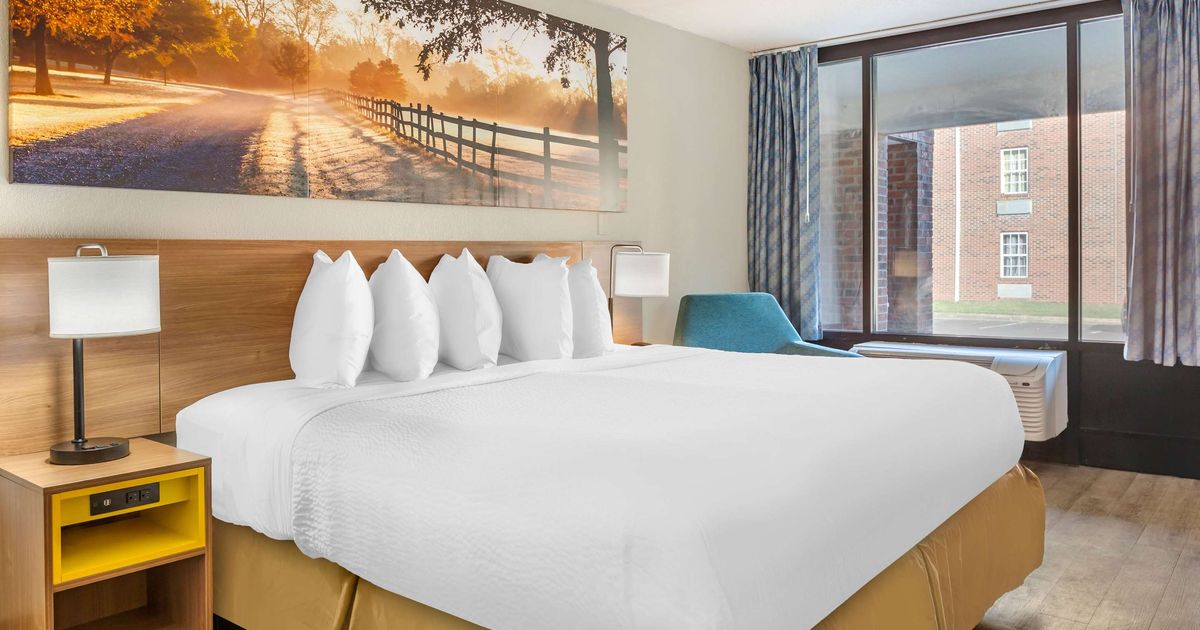 Days Inn & Suites by Wyndham Rocky Mount Golden East £35. Rocky Mount ...