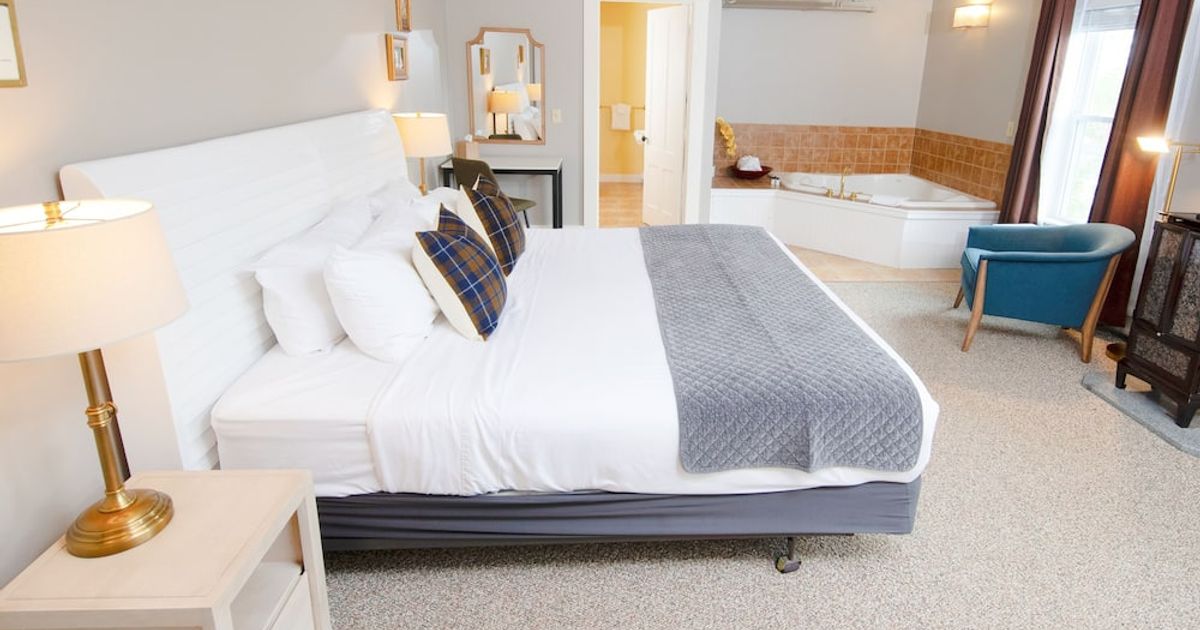 The New London Inn from $161. New London Hotel Deals & Reviews - KAYAK