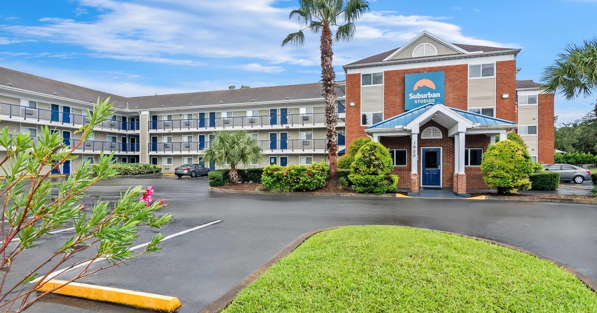 Suburban Studios Stuart near Federal Hwy 1 £48. Stuart Hotel Deals ...