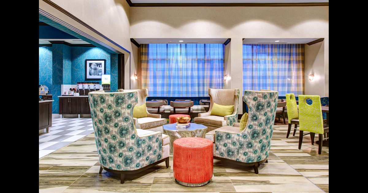 Hampton Inn & Suites Atlanta Perimeter Dunwoody in Atlanta, the United ...