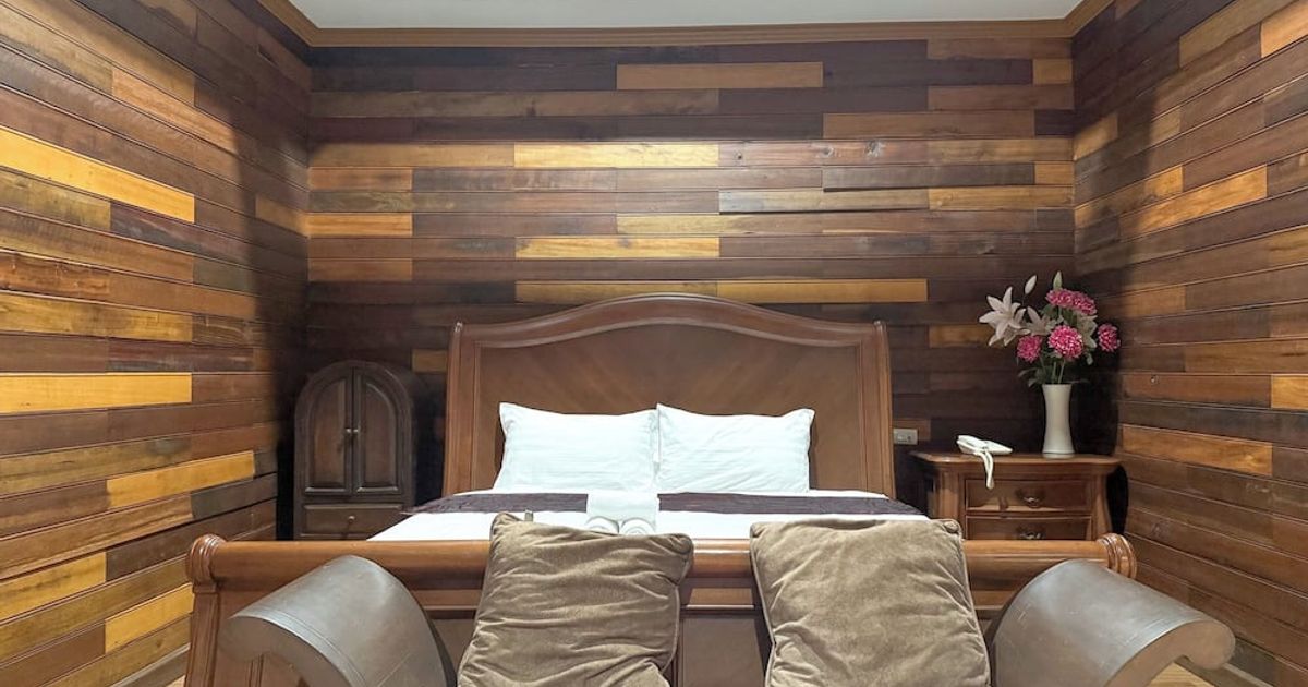 Grand Amazon Hotel, Lampang | HotelsCombined