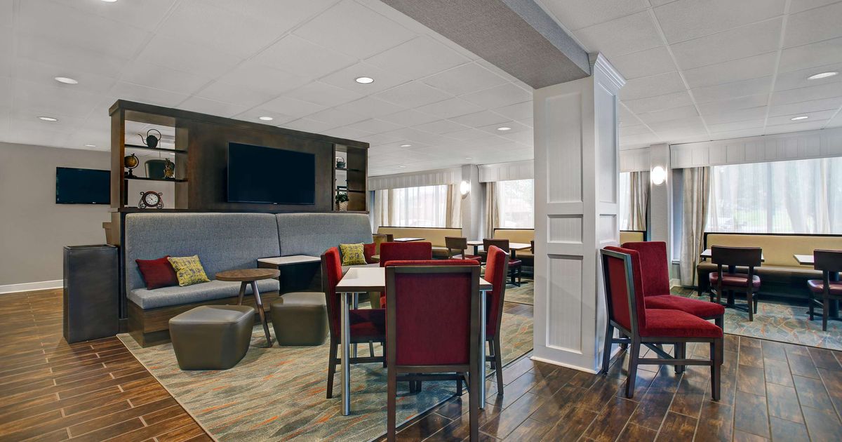 Hampton Inn Salisbury from $112. Salisbury Hotel Deals & Reviews - KAYAK