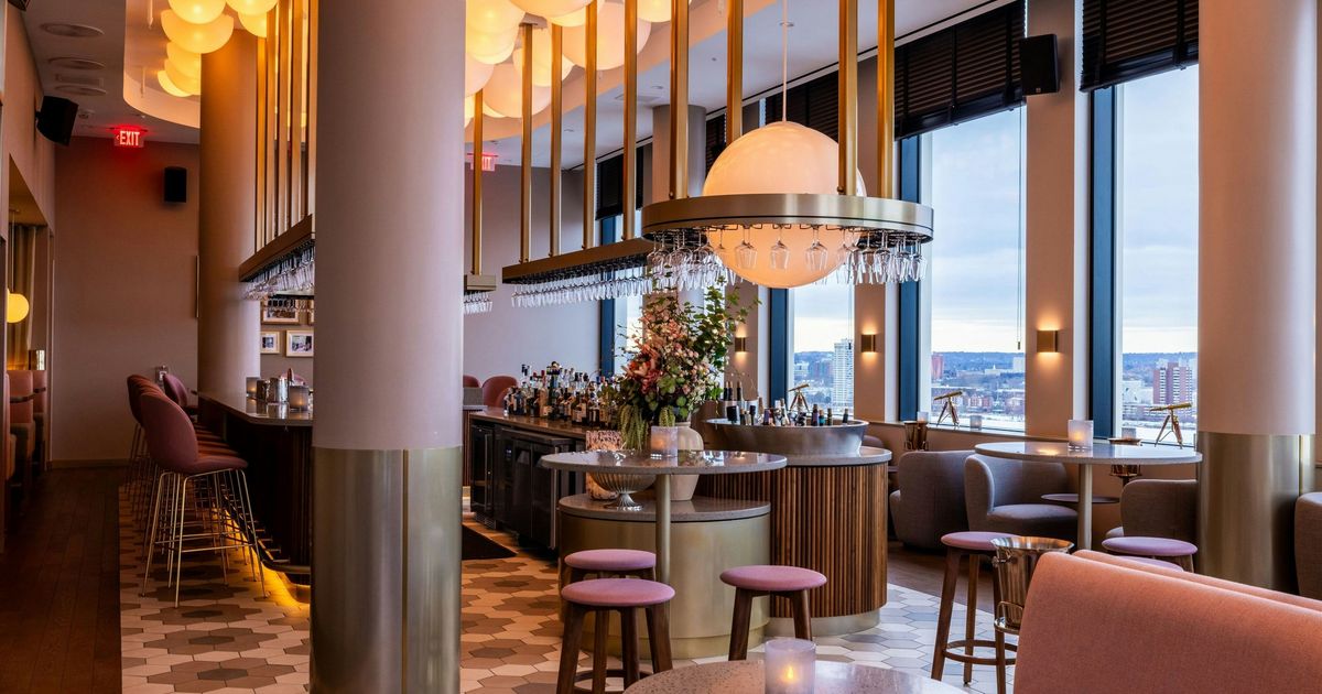 citizenM Boston Back Bay from $105. Boston Hotel Deals & Reviews - KAYAK