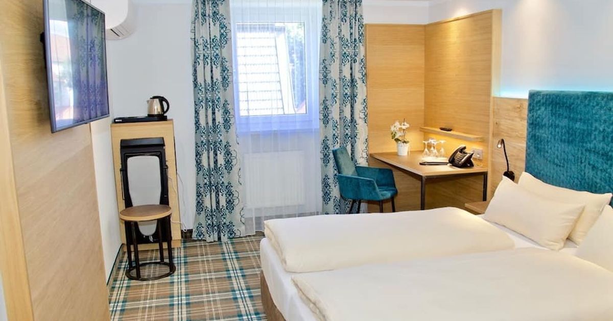 Hotel Zur Post from $168. Ismaning Hotel Deals & Reviews - KAYAK