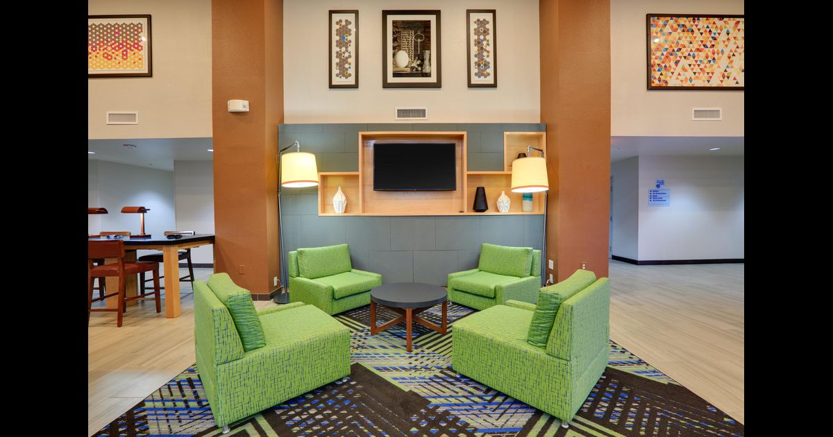 Holiday Inn Express & Suites Austin - Round Rock By IHG in Round Rock ...