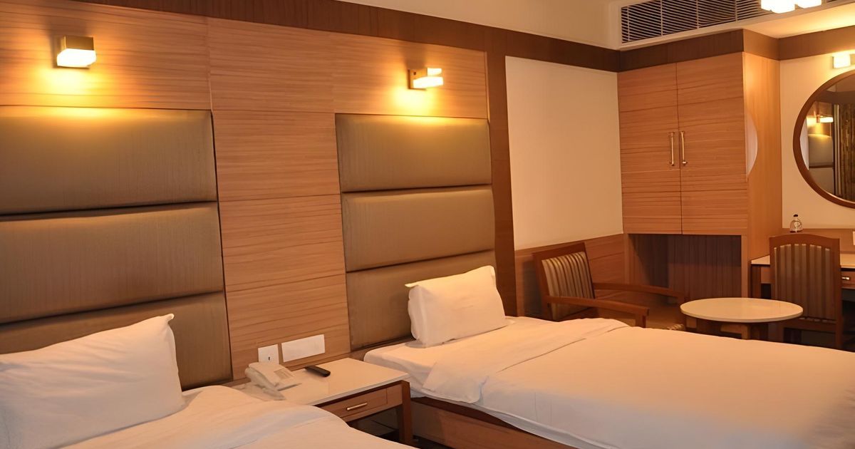 Hotel Sms Grand Inn from $21. Vellore Hotel Deals & Reviews - KAYAK