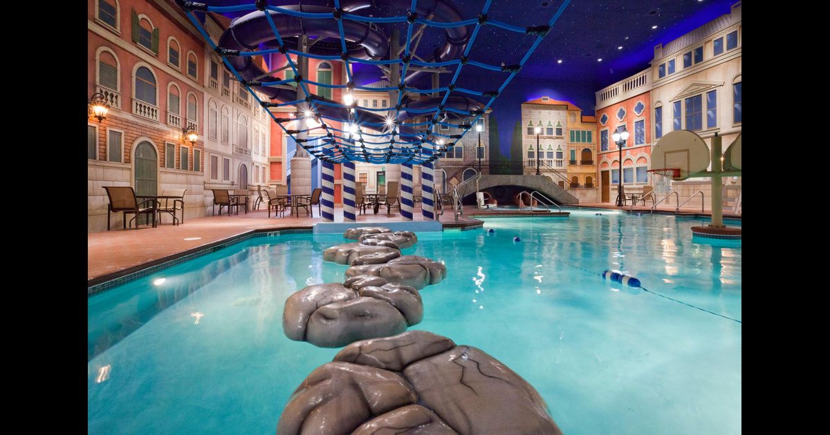 Holiday Inn & Suites Maple Grove Nw Mpls-Arbor Lks By IHG in Maple ...