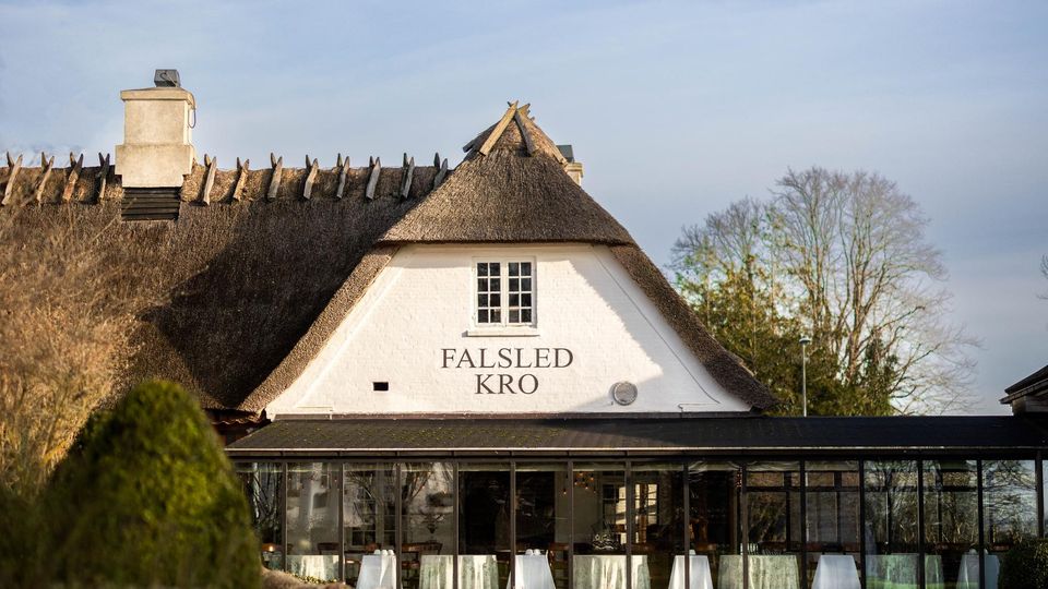 Falsled Kro i Millinge, Danmark fra 3.325 kr.: tilbud, anmeldelser ...