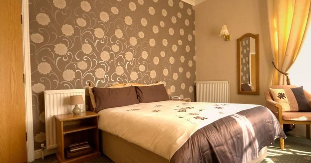 The Dickens Bar & Inn $134. Scarborough Hotel Deals & Reviews - KAYAK