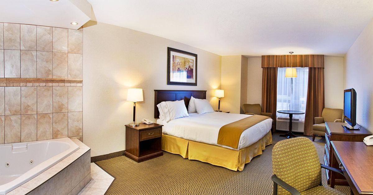 Holiday Inn Express & Suites Slave Lake By IHG from $135. Slave Lake ...