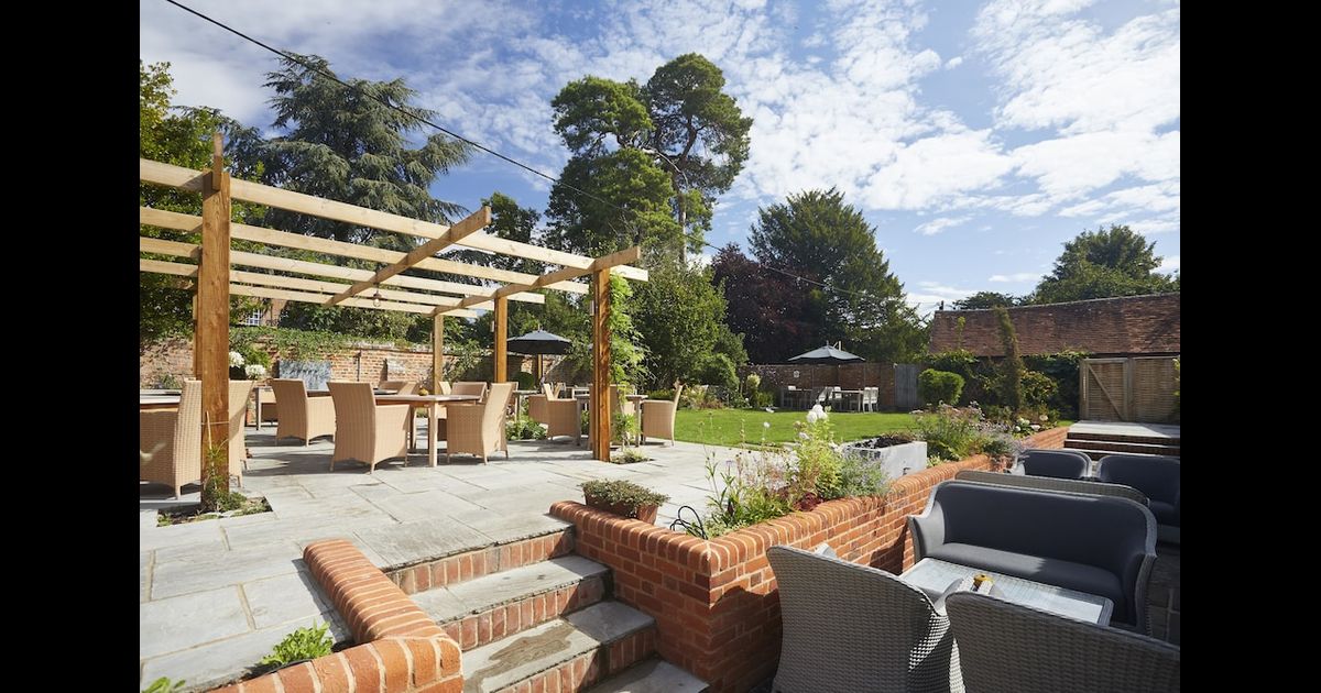 The Royal Oak, Yattendon in Thatcham, the United Kingdom from $210 ...