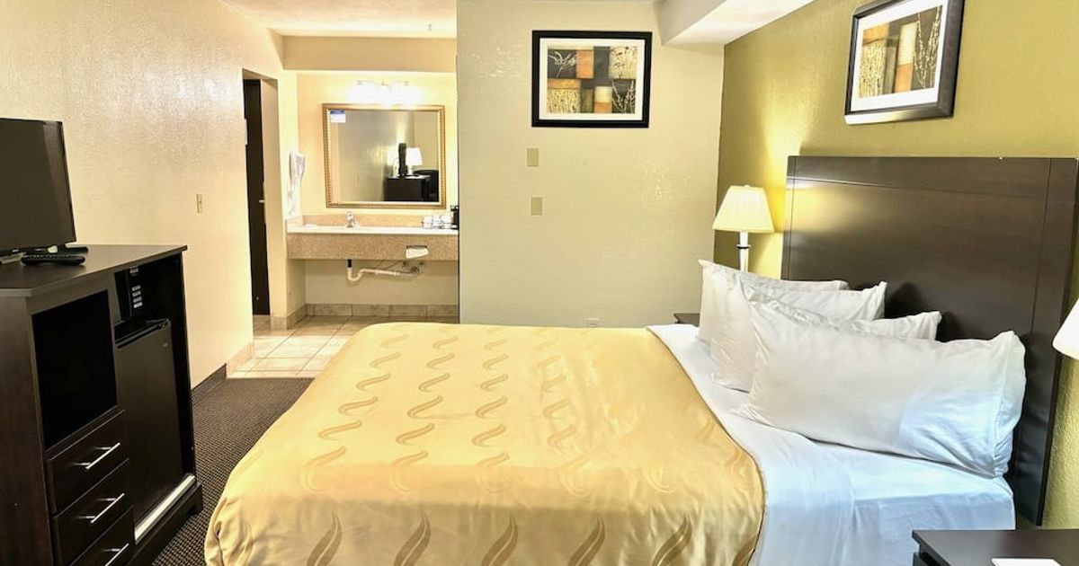 Cozy Inn from $53. Centralia Hotel Deals & Reviews - KAYAK