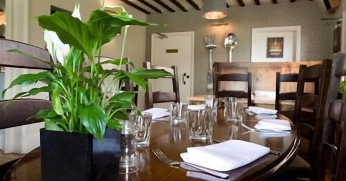 The Cherry Tree Inn $193. Henley-on-Thames Hotel Deals & Reviews - KAYAK