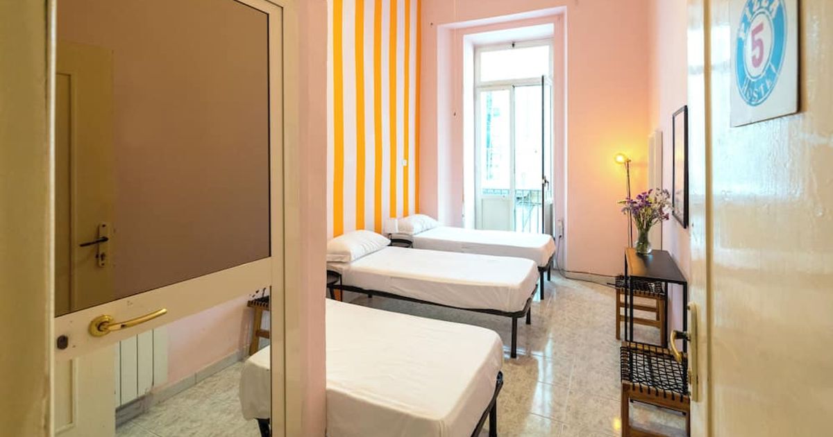 Naples Pizza Hostel from $23. Naples Hotel Deals & Reviews - KAYAK