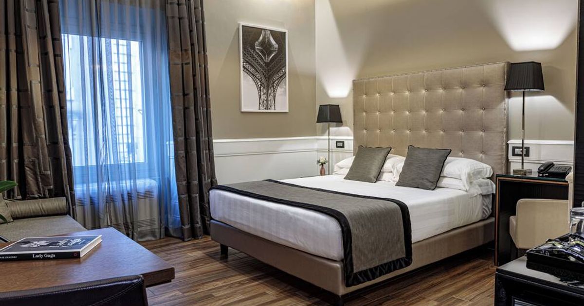 The Independent Suites £77. Rome Hotel Deals & Reviews - KAYAK