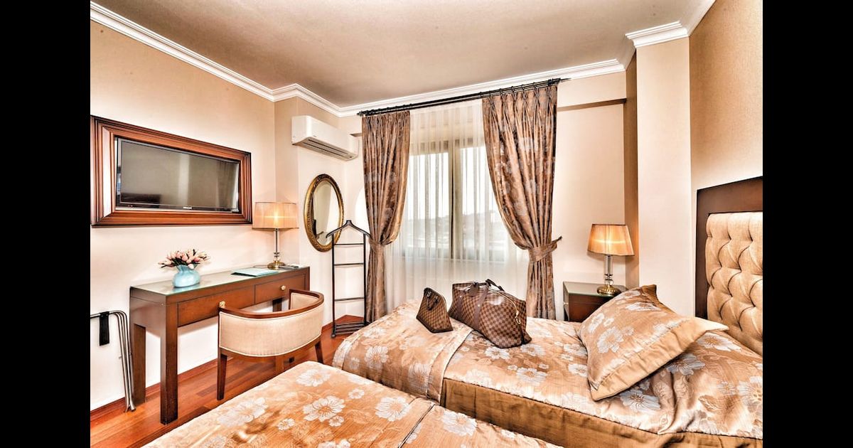 Hotel Daphne in Istanbul, Turkey from $49: Deals, Reviews, Photos | momondo