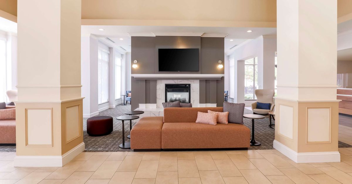 Hilton Garden Inn Reno £72. Reno Hotel Deals & Reviews - KAYAK